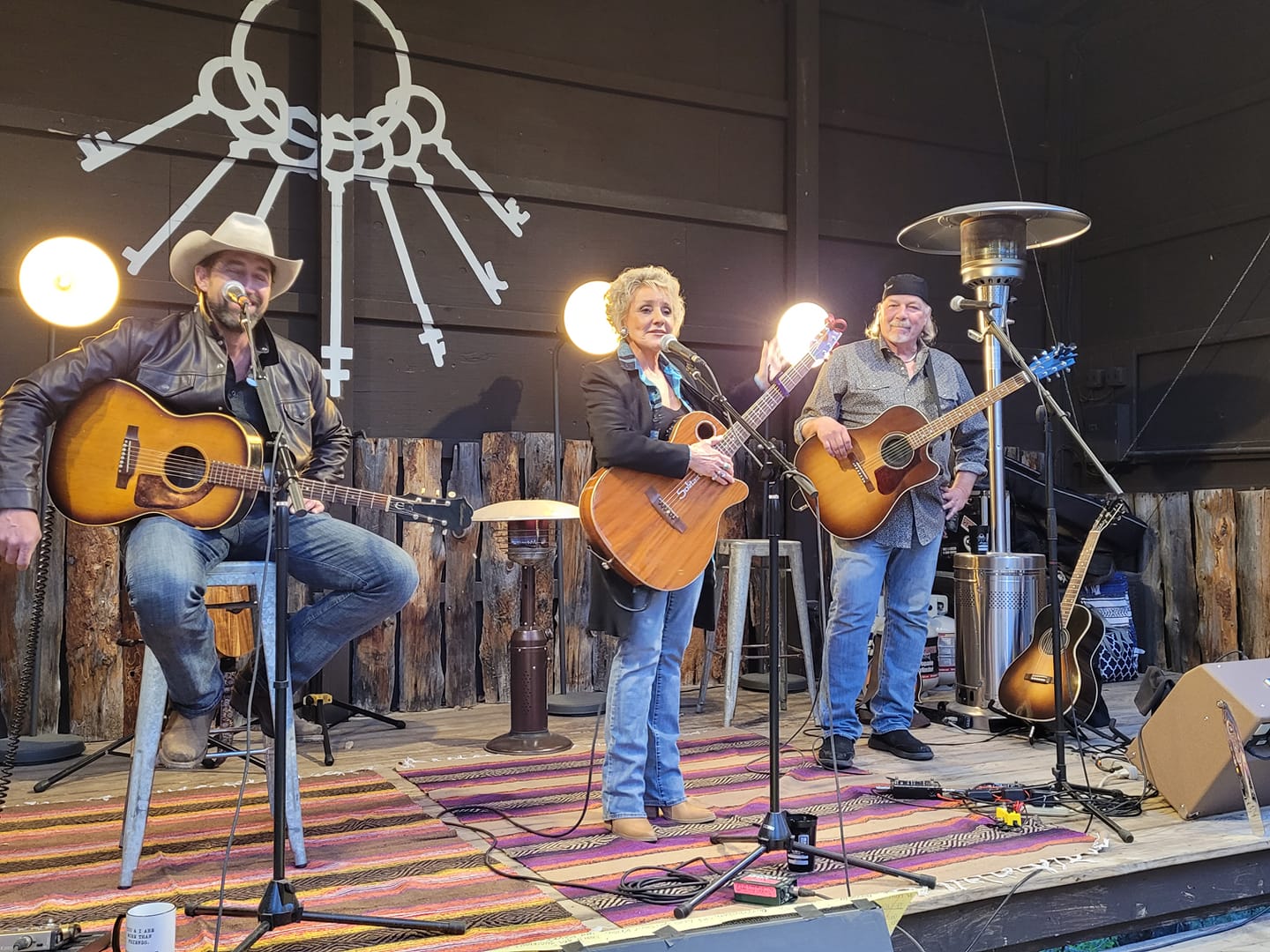 Lacy J Dalton & Dale Poune Opening Jillian Nordberg At The Colonel ...